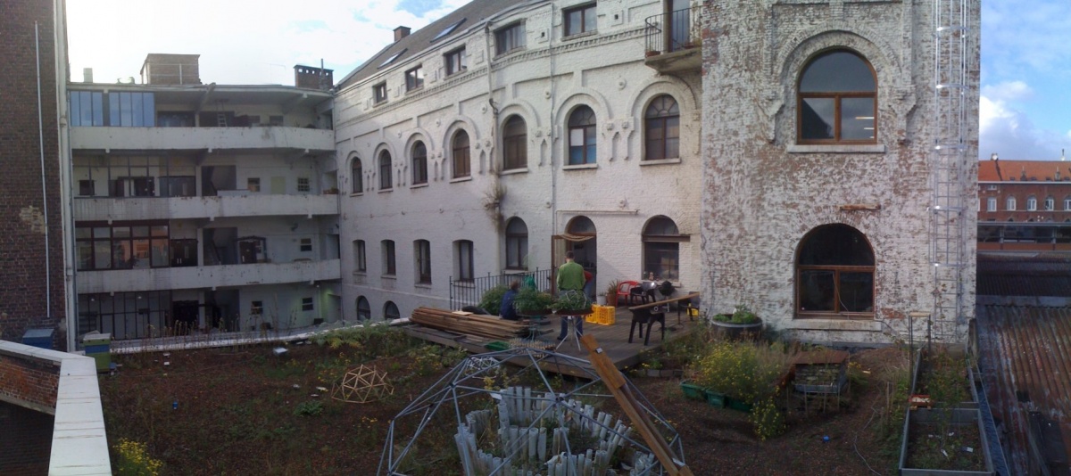 Wireless Battle Mesh v2 - Hackerspace Brussels